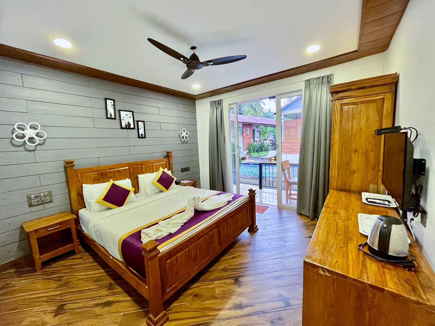 Goa Honeymoon Packages 3 Nights 4 Days